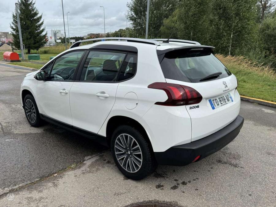 Balts Peugeot 2008 2019 Tauragė, ar dzinēja tilpumu 1.50 L un nobraukumu 246 tūkst. km par 6200 €, foto 4 vietnē AUTOMOTO.COM.LV