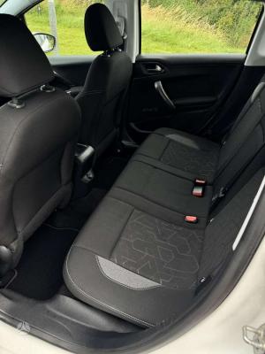 Balts Peugeot 2008 2019 Tauragė, ar dzinēja tilpumu 1.50 L un nobraukumu 246 tūkst. km par 6200 €, foto 9 vietnē AUTOMOTO.COM.LV