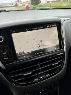Balts Peugeot 2008 2019 Tauragė, ar dzinēja tilpumu 1.50 L un nobraukumu 246 tūkst. km par 6200 €, foto 16 vietnē AUTOMOTO.COM.LV