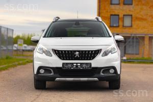 Balts Peugeot 2008 2019 Jelgava, ar dzinēja tilpumu 1.20 L un nobraukumu 109 tūkst. km par 7990 €, foto 5 vietnē AUTOMOTO.COM.LV