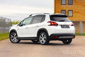 Balts Peugeot 2008 2019 Jelgava, ar dzinēja tilpumu 1.20 L un nobraukumu 109 tūkst. km par 7990 €, foto 6 vietnē AUTOMOTO.COM.LV
