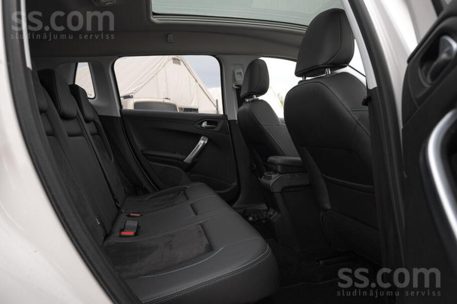 Balts Peugeot 2008 2019 Jelgava, ar dzinēja tilpumu 1.20 L un nobraukumu 109 tūkst. km par 7990 €, foto 11 vietnē AUTOMOTO.COM.LV