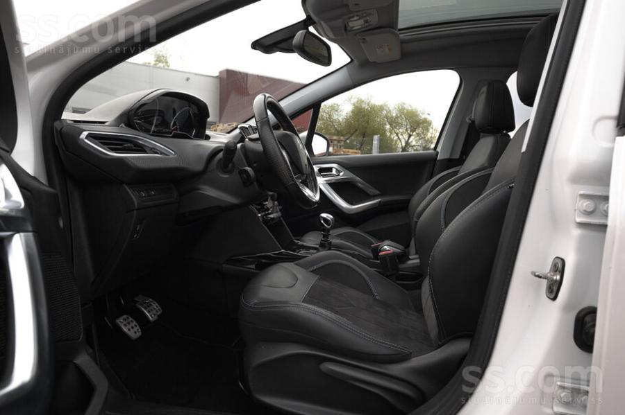White Peugeot 2008 2019 in Jelgava, with an engine capacity of 1.20 L and mileage of 109 thousand km for 7690 €, photo 15 on AUTOMOTO.COM.LV