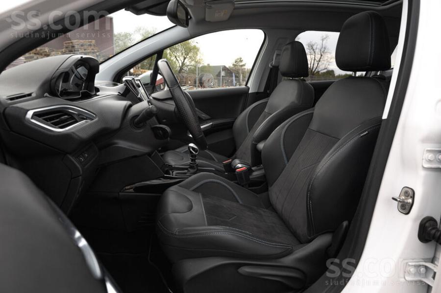 White Peugeot 2008 2019 in Jelgava, with an engine capacity of 1.20 L and mileage of 109 thousand km for 7690 €, photo 16 on AUTOMOTO.COM.LV