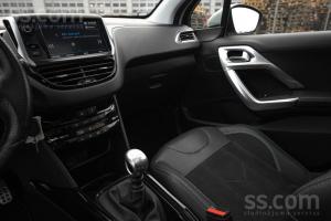 White Peugeot 2008 2019 in Jelgava, with an engine capacity of 1.20 L and mileage of 109 thousand km for 7690 €, photo 17 on AUTOMOTO.COM.LV