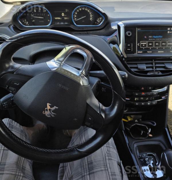 Balts Peugeot 2008 2019 Rīga, ar dzinēja tilpumu 1.50 L un nobraukumu 148 tūkst. km par 9300 €, foto 9 vietnē AUTOMOTO.COM.LV