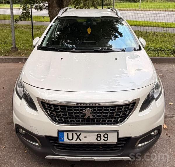 Peugeot 2008 2019 Rīga vietnē Balts Peugeot 2008 2019 Rīga, ar dzinēja tilpumu 1.20 L un nobraukumu 99 tūkst. km par 9300 €, foto 1 vietnē AUTOMOTO.COM.LV