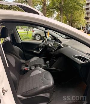 Balts Peugeot 2008 2019 Rīga, ar dzinēja tilpumu 1.20 L un nobraukumu 99 tūkst. km par 9300 €, foto 7 vietnē AUTOMOTO.COM.LV