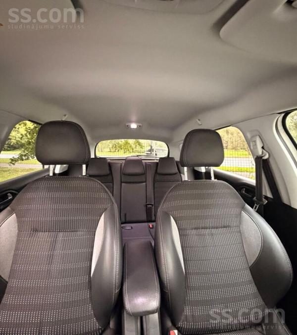 Peugeot 2008 2019 Rīga vietnē Balts Peugeot 2008 2019 Rīga, ar dzinēja tilpumu 1.20 L un nobraukumu 99 tūkst. km par 9300 €, foto 10 vietnē AUTOMOTO.COM.LV