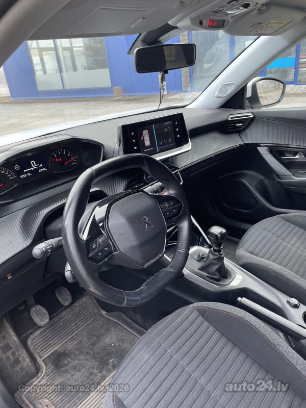 Balts Peugeot 2008 2021 Paide, ar dzinēja tilpumu 1.50 L un nobraukumu 125 tūkst. km par 13500 €, foto 11 vietnē AUTOMOTO.COM.LV