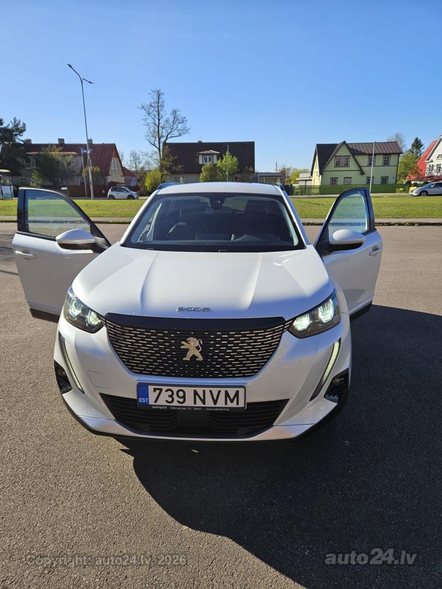 Balts Peugeot 2008 2021 Tallina, ar dzinēja tilpumu 1.50 L un nobraukumu 49 tūkst. km par 14300 €, foto 1 vietnē AUTOMOTO.COM.LV