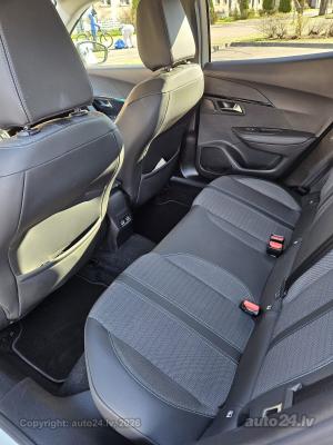 Balts Peugeot 2008 2021 Tallina, ar dzinēja tilpumu 1.50 L un nobraukumu 49 tūkst. km par 14300 €, foto 14 vietnē AUTOMOTO.COM.LV