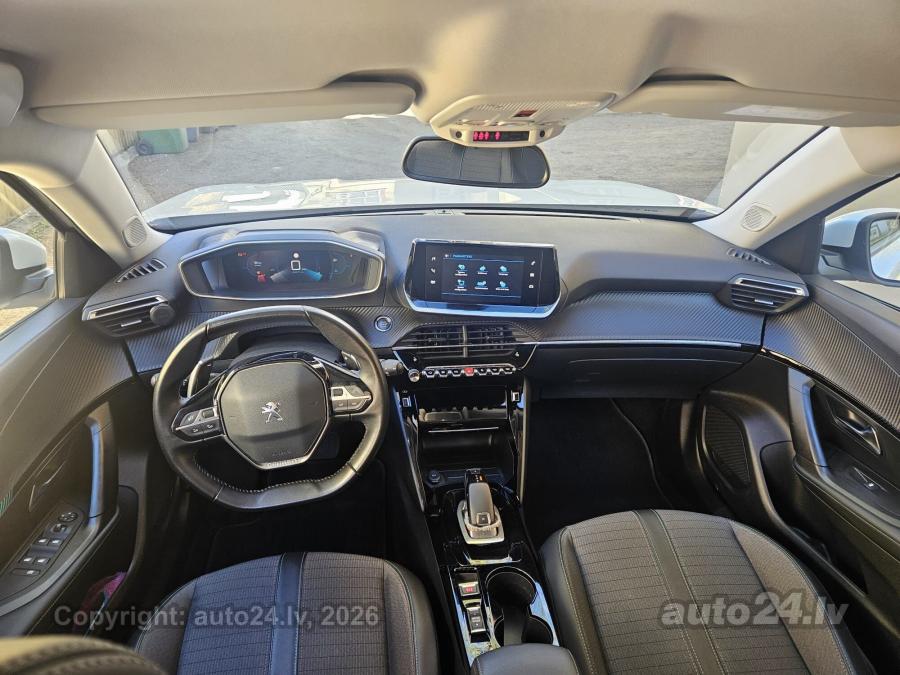 Balts Peugeot 2008 2021 Tallina, ar dzinēja tilpumu 1.50 L un nobraukumu 49 tūkst. km par 14300 €, foto 18 vietnē AUTOMOTO.COM.LV