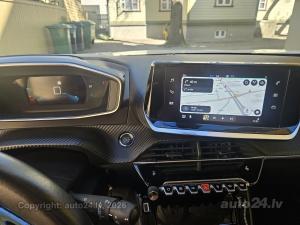 Balts Peugeot 2008 2021 Tallina, ar dzinēja tilpumu 1.50 L un nobraukumu 49 tūkst. km par 14300 €, foto 19 vietnē AUTOMOTO.COM.LV
