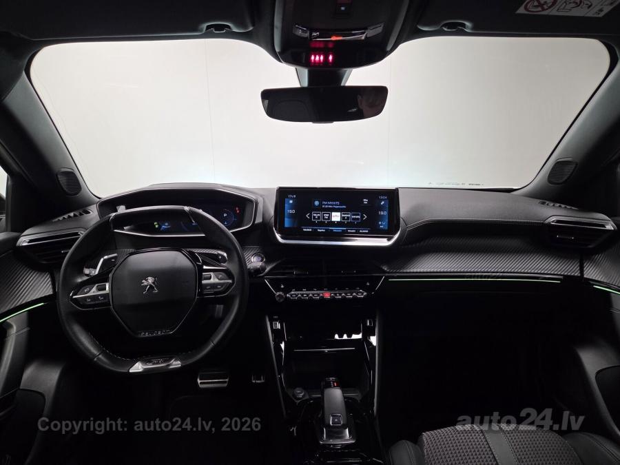 Balts Peugeot 2008 2021 Tallina, ar dzinēja tilpumu 1.20 L un nobraukumu 68 tūkst. km par 16400 €, foto 9 vietnē AUTOMOTO.COM.LV