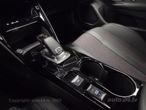 Balts Peugeot 2008 2021 Tallina, ar dzinēja tilpumu 1.20 L un nobraukumu 68 tūkst. km par 16400 €, foto 13 vietnē AUTOMOTO.COM.LV