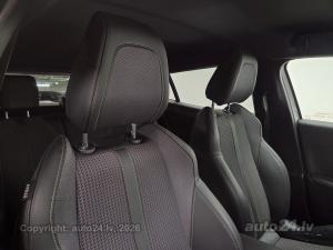Balts Peugeot 2008 2021 Tallina, ar dzinēja tilpumu 1.20 L un nobraukumu 68 tūkst. km par 16400 €, foto 20 vietnē AUTOMOTO.COM.LV