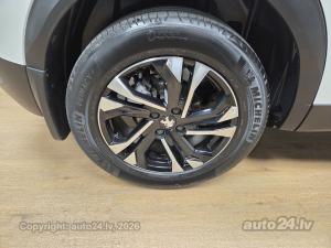 Balts Peugeot 2008 2021 Tallina, ar dzinēja tilpumu 1.20 L un nobraukumu 68 tūkst. km par 16400 €, foto 23 vietnē AUTOMOTO.COM.LV