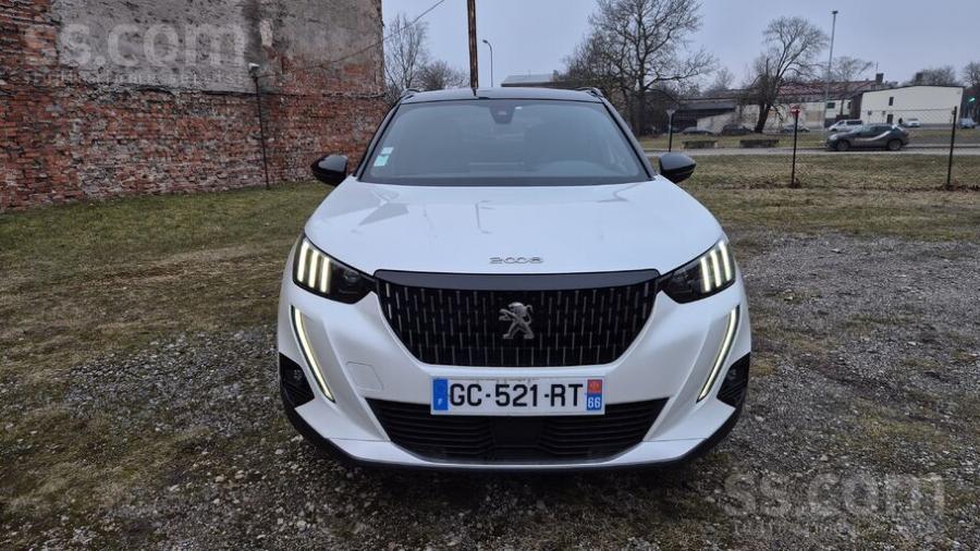 Balts Peugeot 2008 2021 Liepāja, ar dzinēja tilpumu 1.50 L un nobraukumu 228 tūkst. km par 14250 €, foto 3 vietnē AUTOMOTO.COM.LV