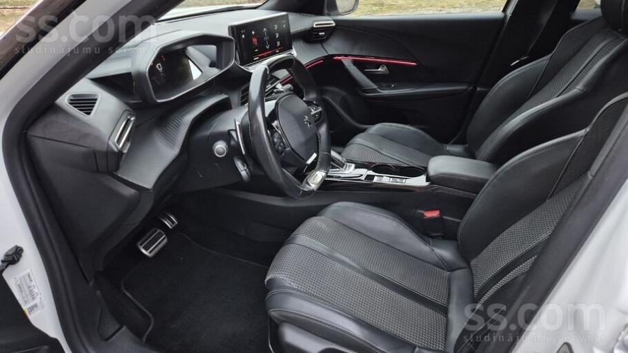 Balts Peugeot 2008 2021 Liepāja, ar dzinēja tilpumu 1.50 L un nobraukumu 228 tūkst. km par 14250 €, foto 12 vietnē AUTOMOTO.COM.LV