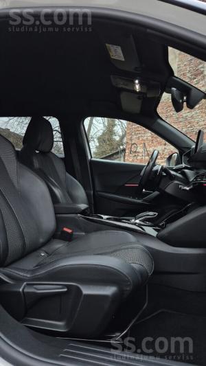 Balts Peugeot 2008 2021 Liepāja, ar dzinēja tilpumu 1.50 L un nobraukumu 228 tūkst. km par 14250 €, foto 14 vietnē AUTOMOTO.COM.LV