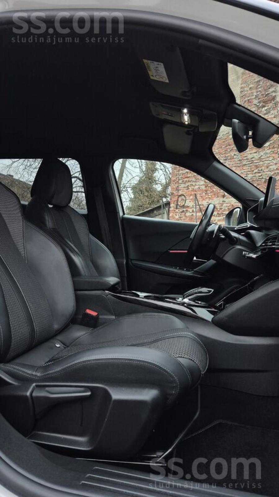 Balts Peugeot 2008 2021 Liepāja, ar dzinēja tilpumu 1.50 L un nobraukumu 228 tūkst. km par 14250 €, foto 14 vietnē AUTOMOTO.COM.LV