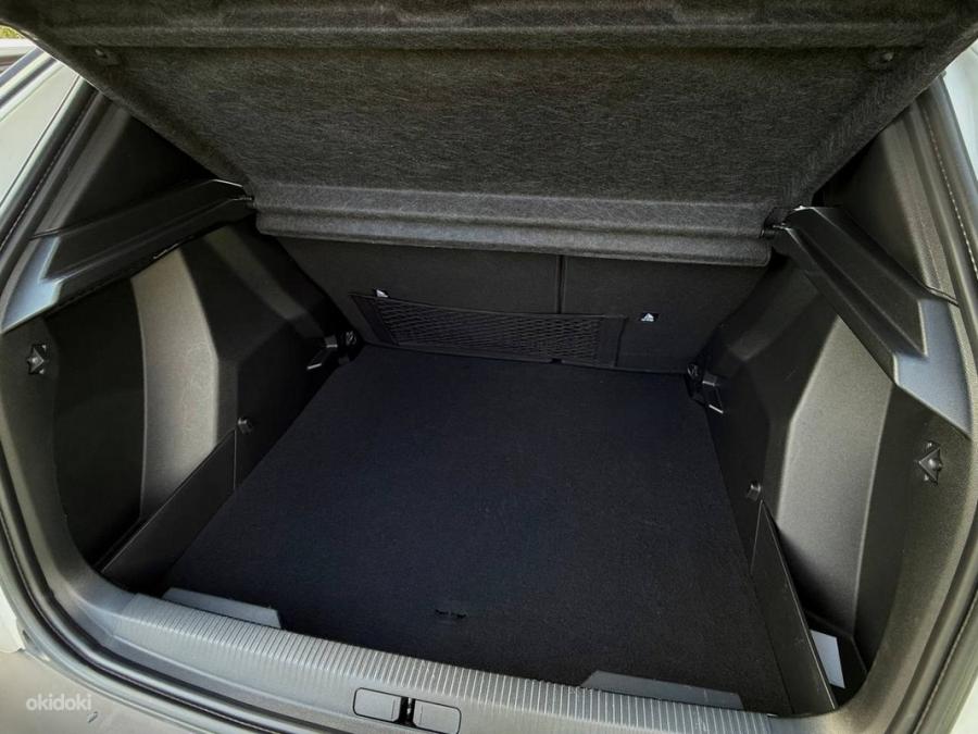 Balts Peugeot 2008 2021 Tallina, ar dzinēja tilpumu 1.50 L un nobraukumu 258 tūkst. km par 10500 €, foto 19 vietnē AUTOMOTO.COM.LV