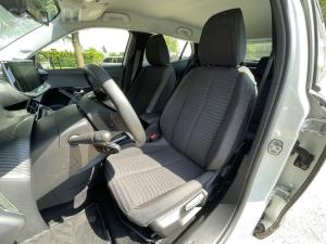 Balts Peugeot 2008 2021 Rīga, ar dzinēja tilpumu 1.20 L un nobraukumu 40 tūkst. km par 18990 €, foto 12 vietnē AUTOMOTO.COM.LV