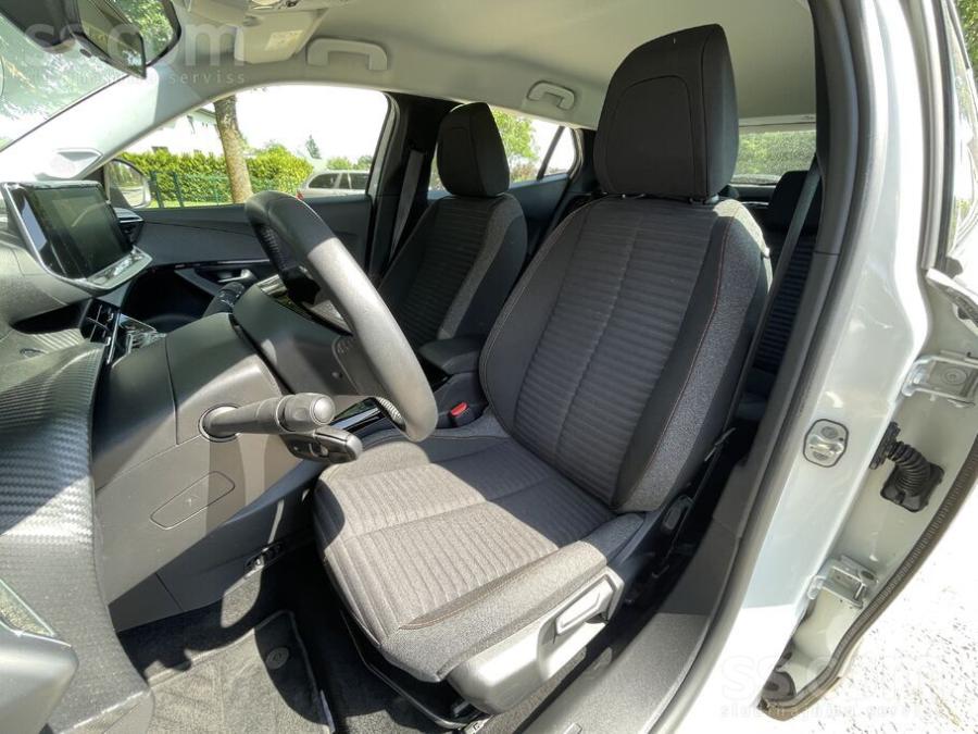 Balts Peugeot 2008 2021 Rīga, ar dzinēja tilpumu 1.20 L un nobraukumu 40 tūkst. km par 18990 €, foto 12 vietnē AUTOMOTO.COM.LV