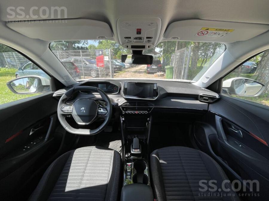 Balts Peugeot 2008 2021 Rīga, ar dzinēja tilpumu 1.20 L un nobraukumu 40 tūkst. km par 18990 €, foto 20 vietnē AUTOMOTO.COM.LV