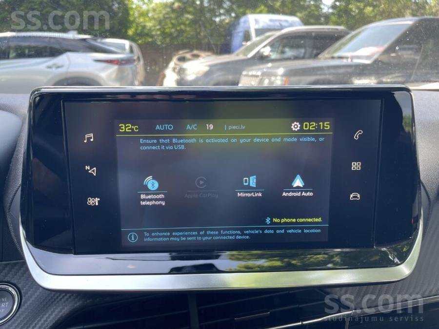 Balts Peugeot 2008 2021 Rīga, ar dzinēja tilpumu 1.20 L un nobraukumu 40 tūkst. km par 18990 €, foto 26 vietnē AUTOMOTO.COM.LV