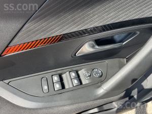 Balts Peugeot 2008 2021 Rīga, ar dzinēja tilpumu 1.20 L un nobraukumu 40 tūkst. km par 18990 €, foto 27 vietnē AUTOMOTO.COM.LV