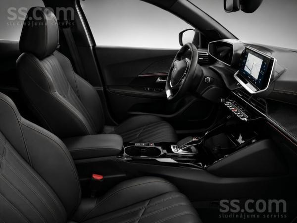 Balts Peugeot 2008 2021 Rīga, ar dzinēja tilpumu 1.20 L un nobraukumu 73 tūkst. km par 19900 €, foto 4 vietnē AUTOMOTO.COM.LV