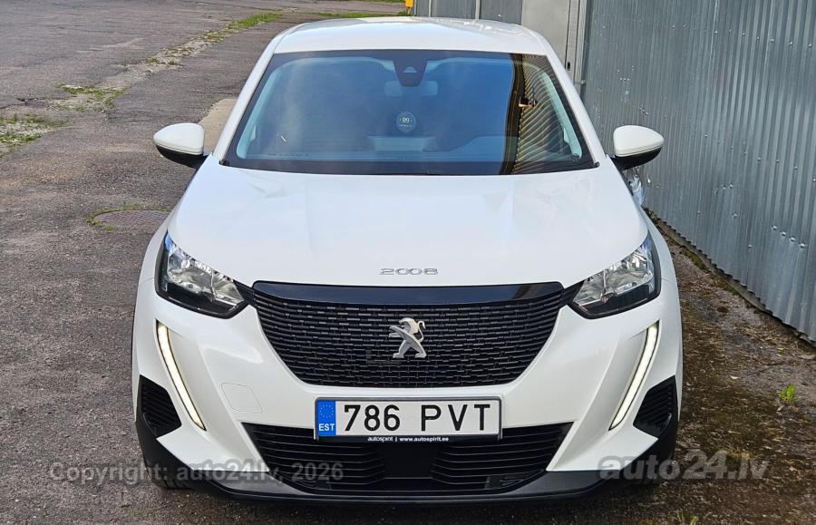 White Peugeot 2008 2021 in Tallinn, with an engine capacity of 1.50 L and mileage of 128 thousand km for 10999 €, photo 3 on AUTOMOTO.COM.LV