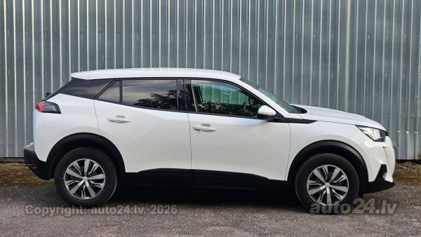 Balts Peugeot 2008 2021 Tallina, ar dzinēja tilpumu 1.50 L un nobraukumu 128 tūkst. km par 10999 €, foto 4 vietnē AUTOMOTO.COM.LV