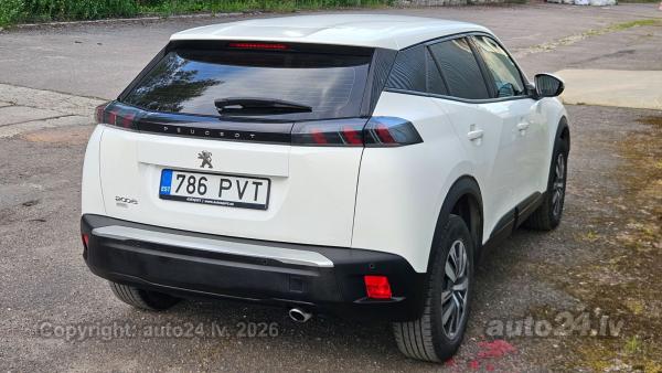 Balts Peugeot 2008 2021 Tallina, ar dzinēja tilpumu 1.50 L un nobraukumu 128 tūkst. km par 10999 €, foto 5 vietnē AUTOMOTO.COM.LV