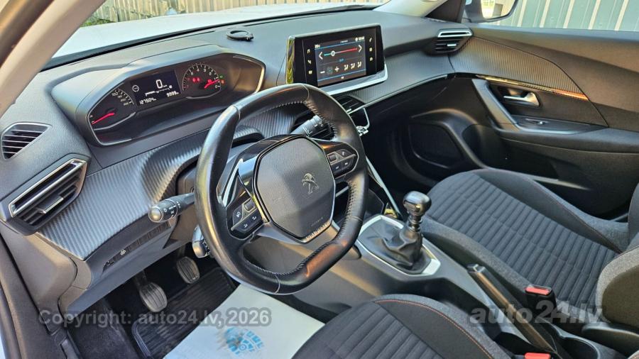 White Peugeot 2008 2021 in Tallinn, with an engine capacity of 1.50 L and mileage of 128 thousand km for 10999 €, photo 10 on AUTOMOTO.COM.LV