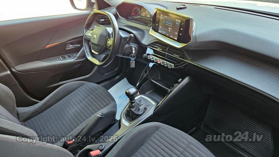 White Peugeot 2008 2021 in Tallinn, with an engine capacity of 1.50 L and mileage of 128 thousand km for 10999 €, photo 16 on AUTOMOTO.COM.LV