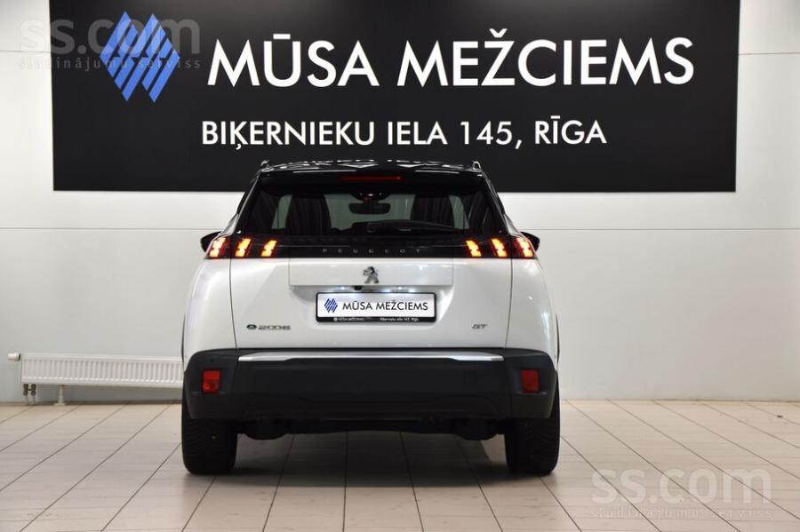 White Peugeot 2008 2021 in Riga, with an engine capacity of 1.50 L and mileage of 74 thousand km for 19990 €, photo 8 on AUTOMOTO.COM.LV