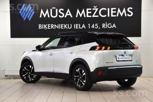 White Peugeot 2008 2021 in Riga, with an engine capacity of 1.50 L and mileage of 74 thousand km for 19990 €, photo 9 on AUTOMOTO.COM.LV