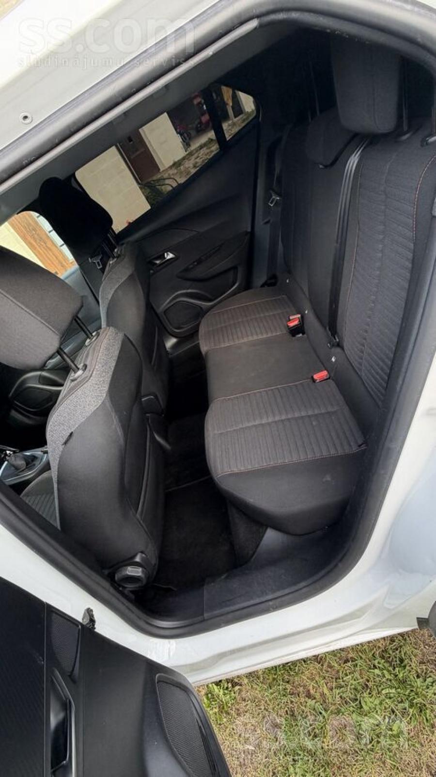 Balts Peugeot 2008 2021 Rīga, ar dzinēja tilpumu 1.20 L un nobraukumu 167 tūkst. km par 9300 €, foto 10 vietnē AUTOMOTO.COM.LV