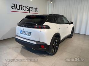 White Peugeot 2008 2022 in Tallinn, with an engine capacity of 1.50 L and mileage of 73 thousand km for 18900 €, photo 5 on AUTOMOTO.COM.LV