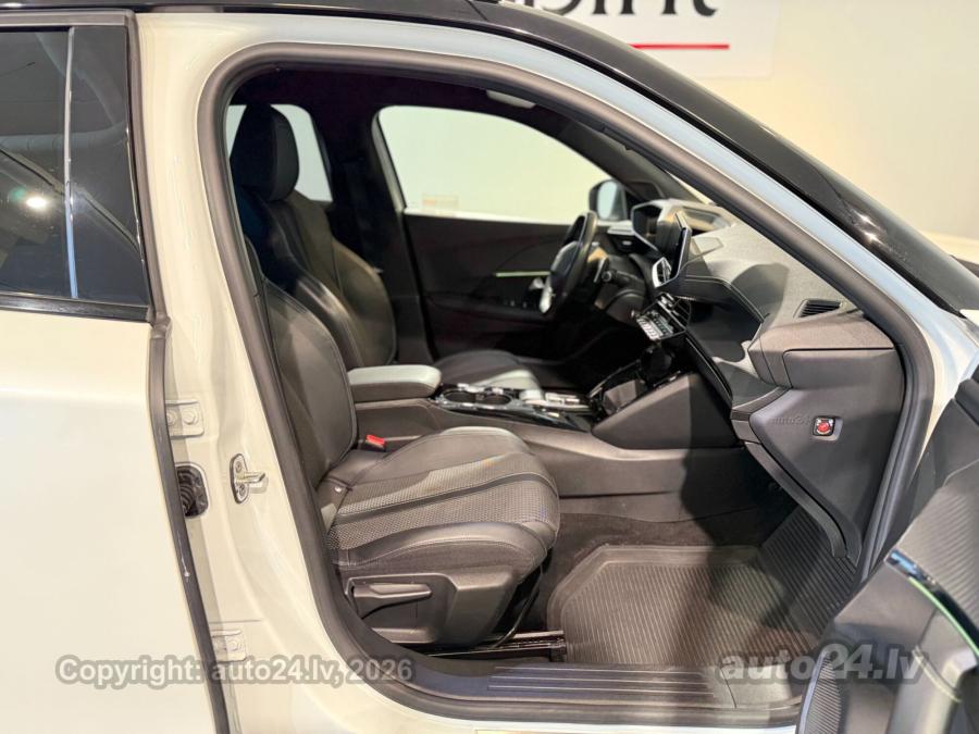 White Peugeot 2008 2022 in Tallinn, with an engine capacity of 1.50 L and mileage of 73 thousand km for 18900 €, photo 10 on AUTOMOTO.COM.LV