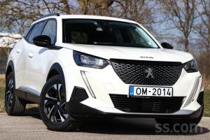 Balts Peugeot 2008 2022 Tukums, ar dzinēja tilpumu 1.20 L un nobraukumu 39 tūkst. km par 12990 €, foto  vietnē AUTOMOTO.COM.LV