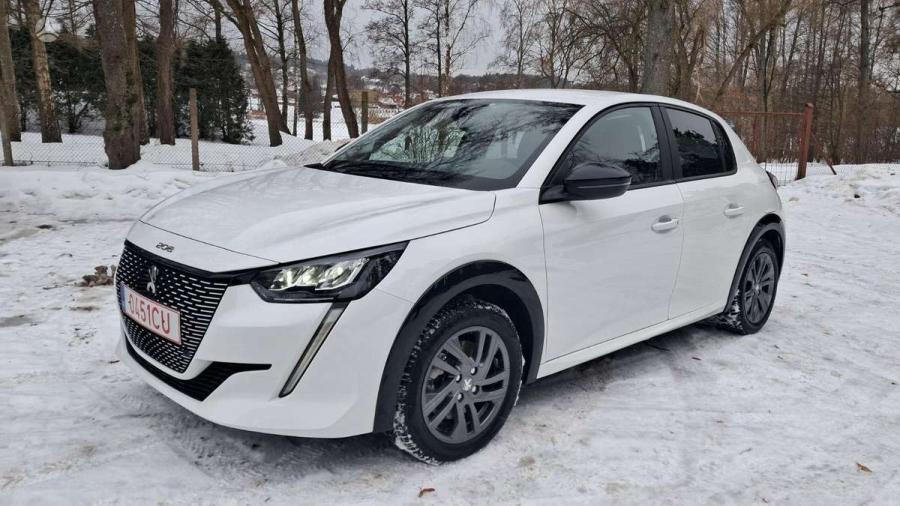 Balts Peugeot 2008 2023 Birštonas, ar dzinēja tilpumu 0.00 L un nobraukumu 56 tūkst. km par 15000 €, foto 3 vietnē AUTOMOTO.COM.LV