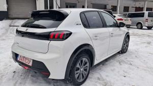 Balts Peugeot 2008 2023 Birštonas, ar dzinēja tilpumu 0.00 L un nobraukumu 56 tūkst. km par 15000 €, foto 5 vietnē AUTOMOTO.COM.LV