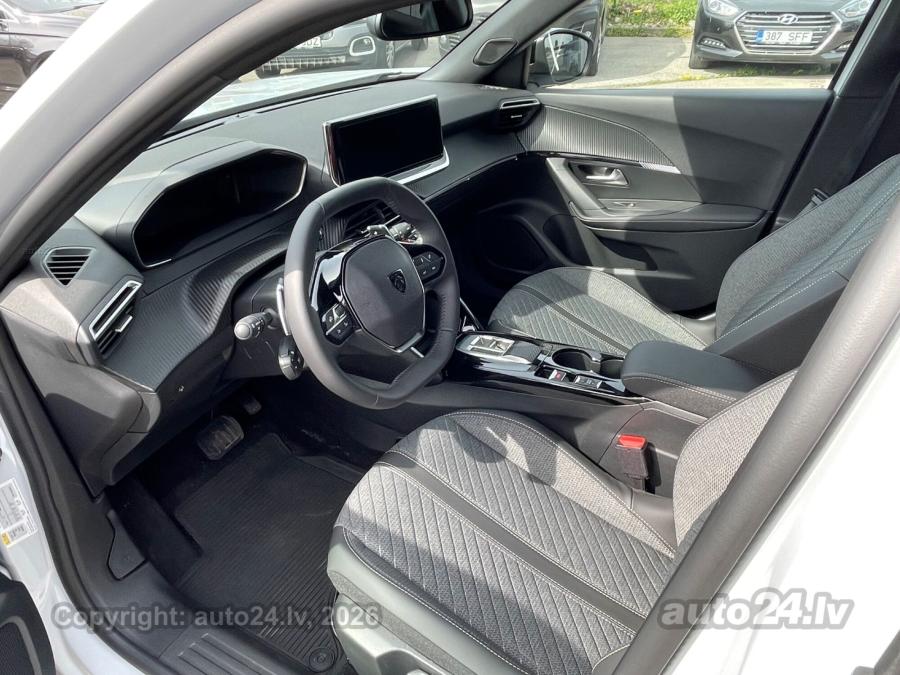 White Peugeot 2008 2025 in Tartu, with an engine capacity of 1.20 L and mileage of 1 thousand km for 24990 €, photo 10 on AUTOMOTO.COM.LV