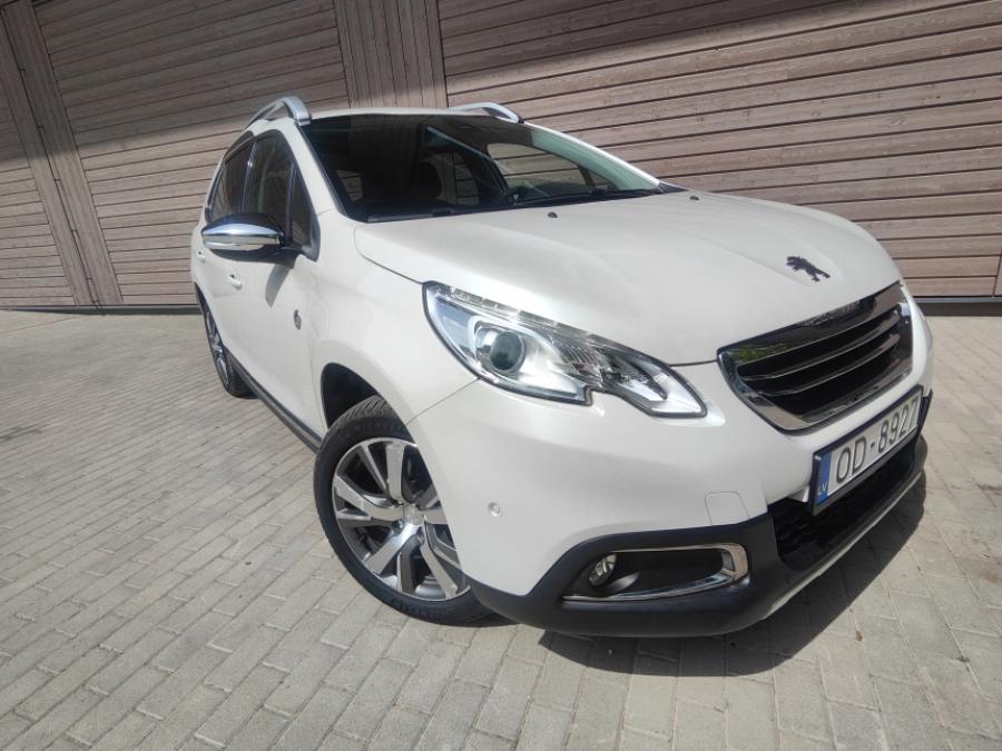 White Peugeot 2008 2015 in Riga, with an engine capacity of 1.20 L and mileage of 99 thousand km for 6990 €, photo 11 on AUTOMOTO.COM.LV