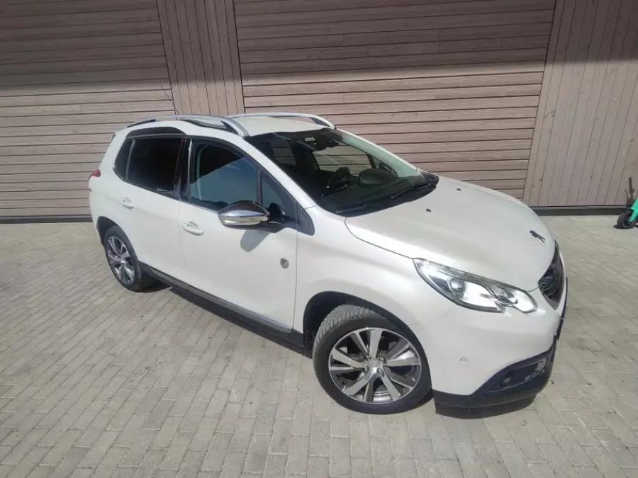 Balts Peugeot 2008 2015 Jelgava, ar dzinēja tilpumu 1.20 L un nobraukumu 99 tūkst. km par 6990 €, foto 6 vietnē AUTOMOTO.COM.LV
