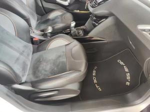 Balts Peugeot 2008 2015 Jelgava, ar dzinēja tilpumu 1.20 L un nobraukumu 99 tūkst. km par 6990 €, foto 16 vietnē AUTOMOTO.COM.LV